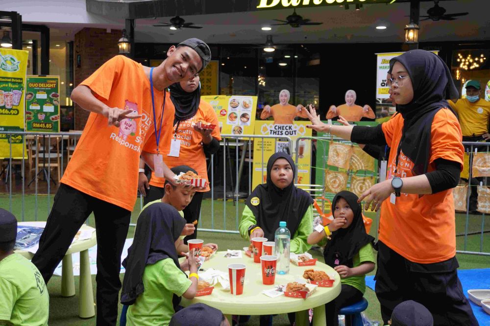 2024-rolf-orange-ribbon-069 | Rainbow of Life Forces